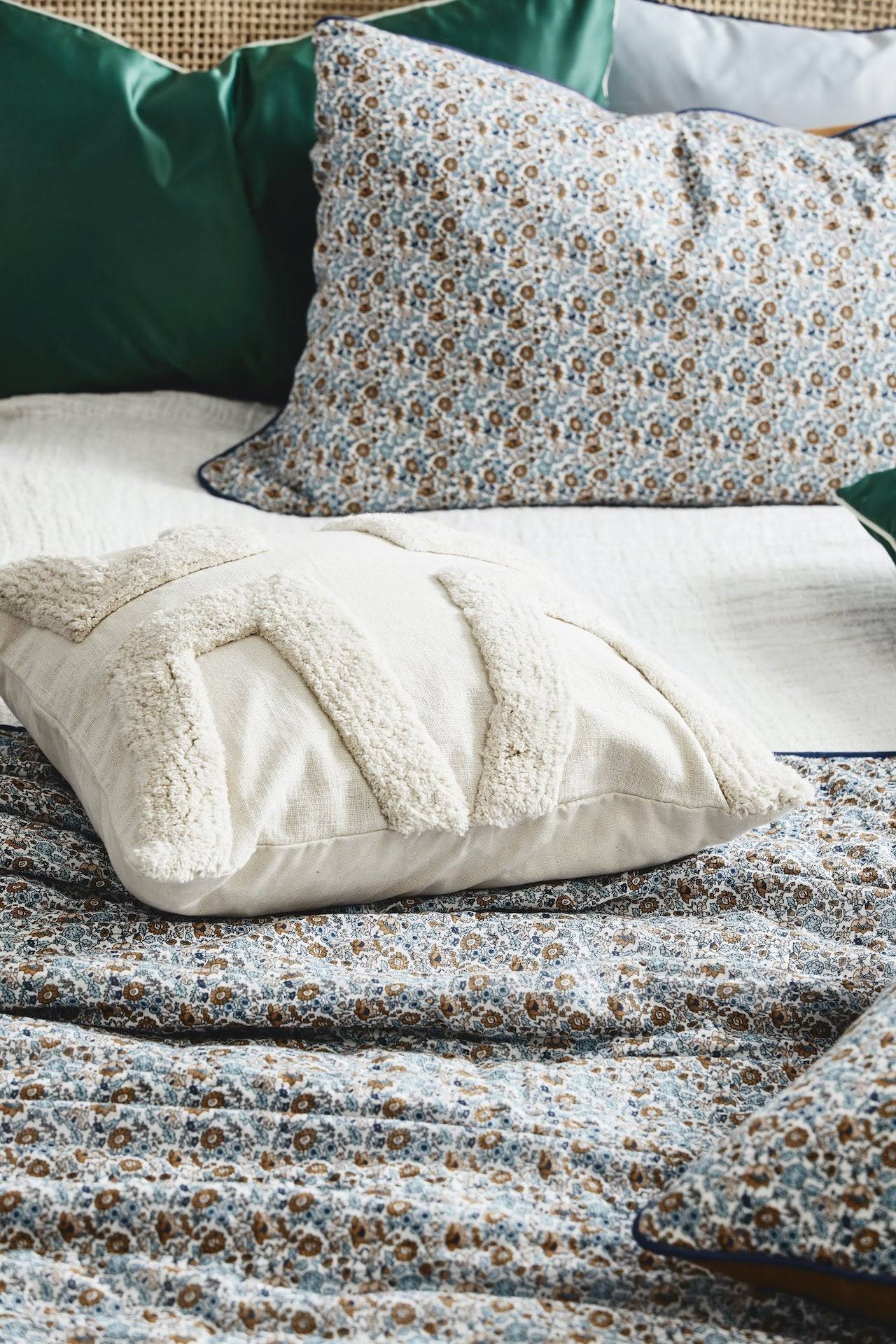 Skapa ett mysigt hem: En guide till kuddar för ökad komfort